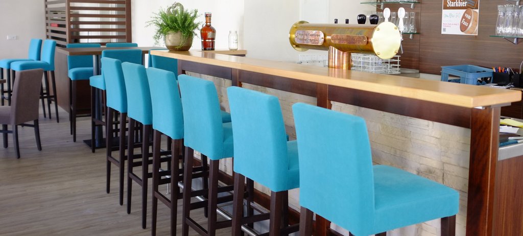 Bar einrichten: 6 Tipps für eine stimmige Atmosphäre